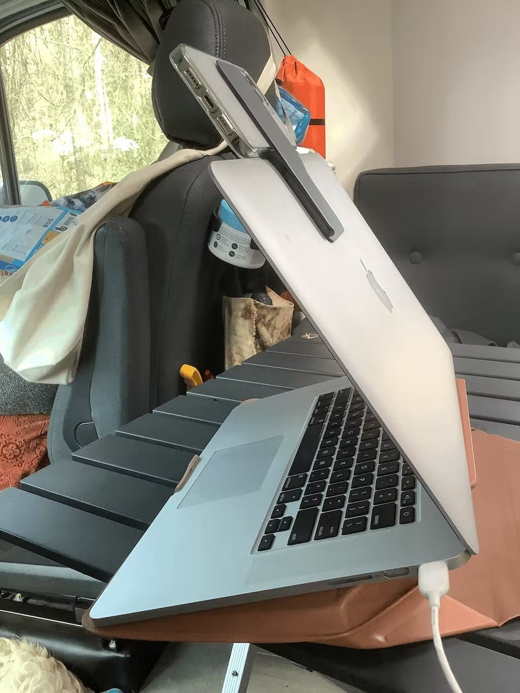 MOFT Case Review: 4 Steps To The Perfect Phone/Tablet Case