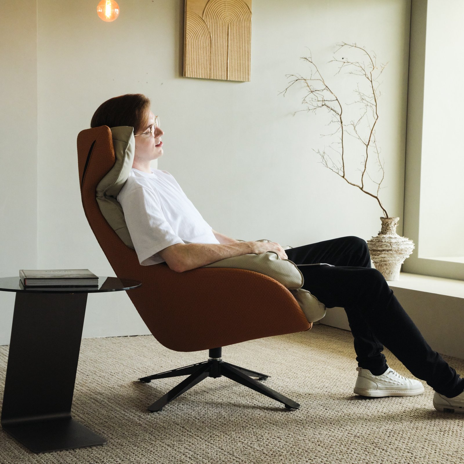 Eureka Ergonomic Review: Evaluating the Brand's Ergonomic Furniture